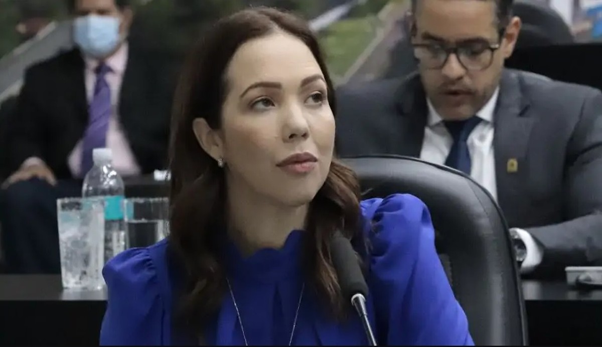 Maysa Leão (Republicanos) toma posse na Câmara de Cuiabá | Mato Grosso | G1