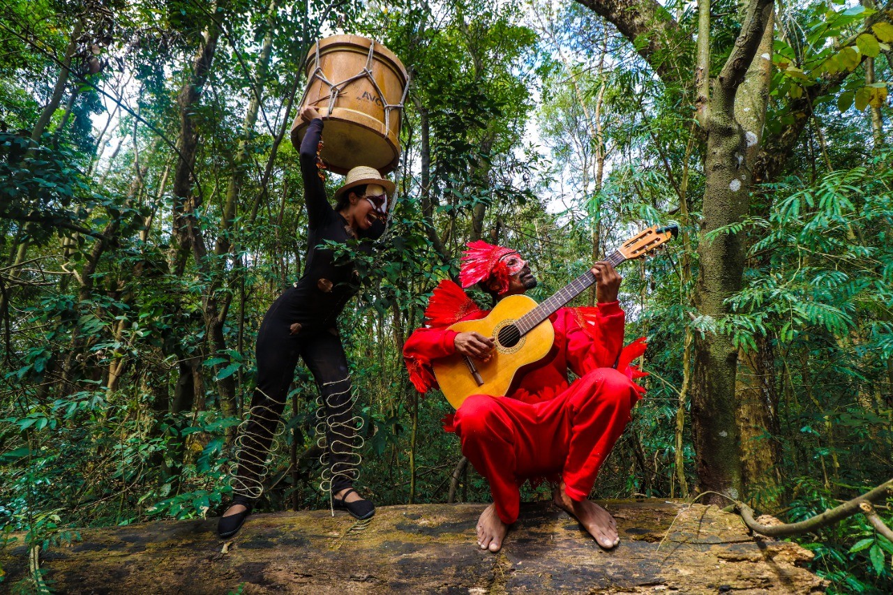 Espetáculo infantil ‘No Mangue tem Frevo’ conta aventuras de carangueja ...