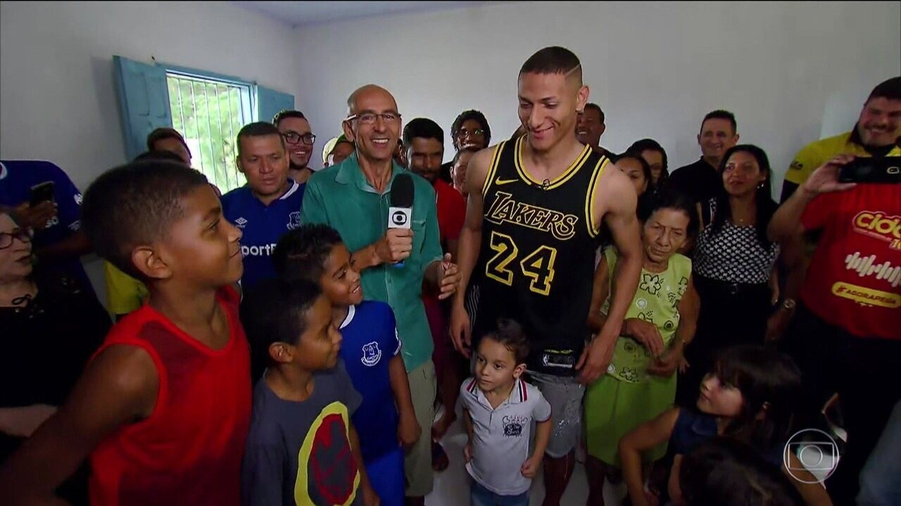 'Dança do pombo': autor da música que gerou apelido de Richarlison hoje ...