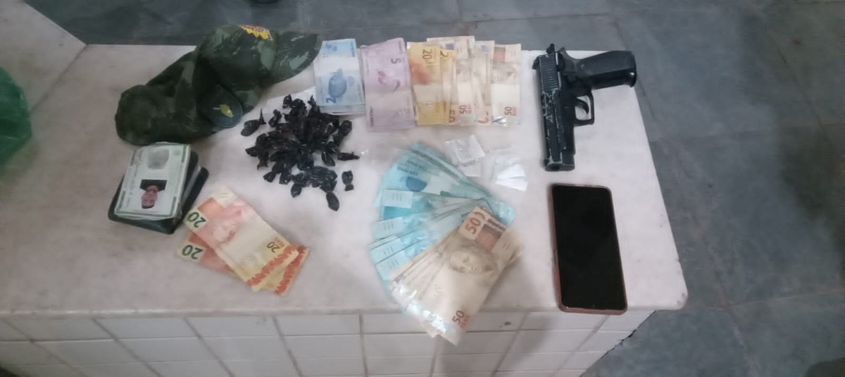 Preso Por Envolvimento Com O Tráfico De Drogas Homem Tenta Subornar