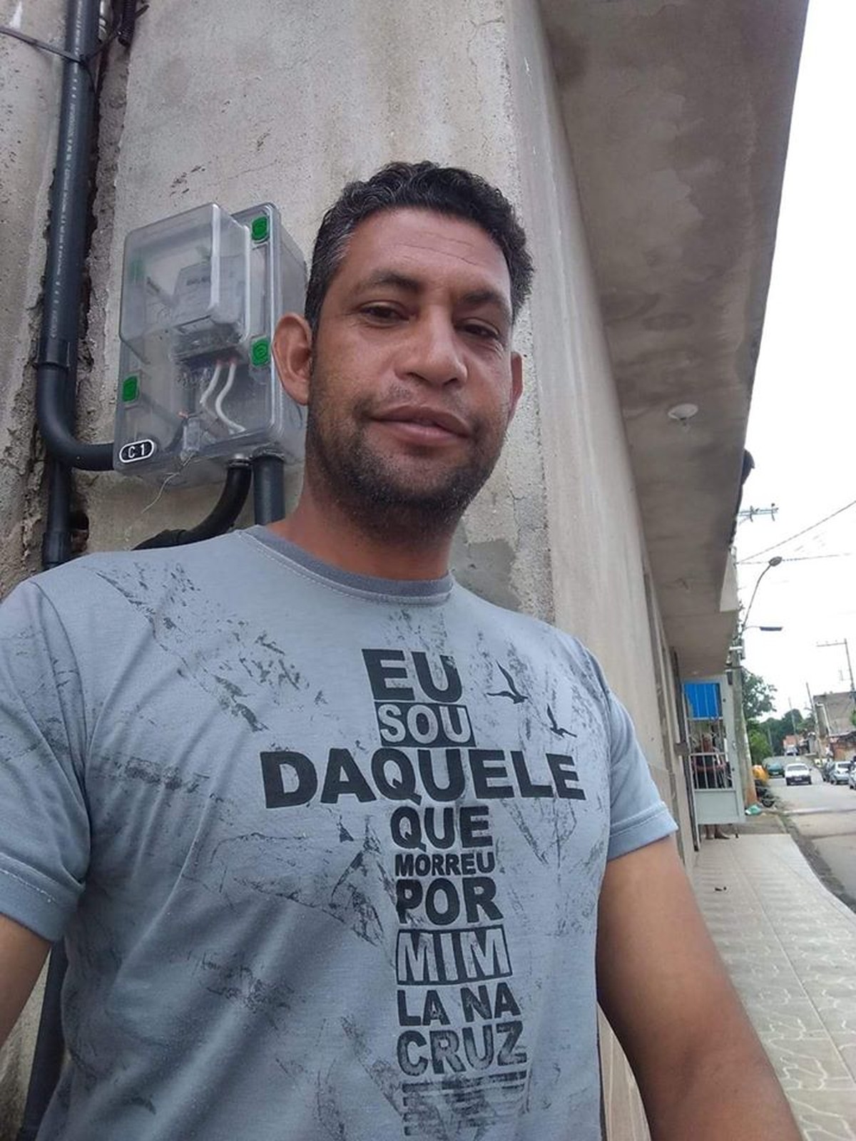 Identificado homem que morreu eletrocutado enquanto trabalhava em Volta ...