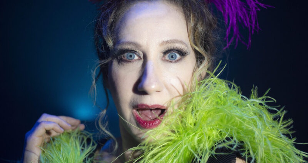 Gerald Thomas leva peça provocativa no Sesc Belenzinho, na Zona Leste ...