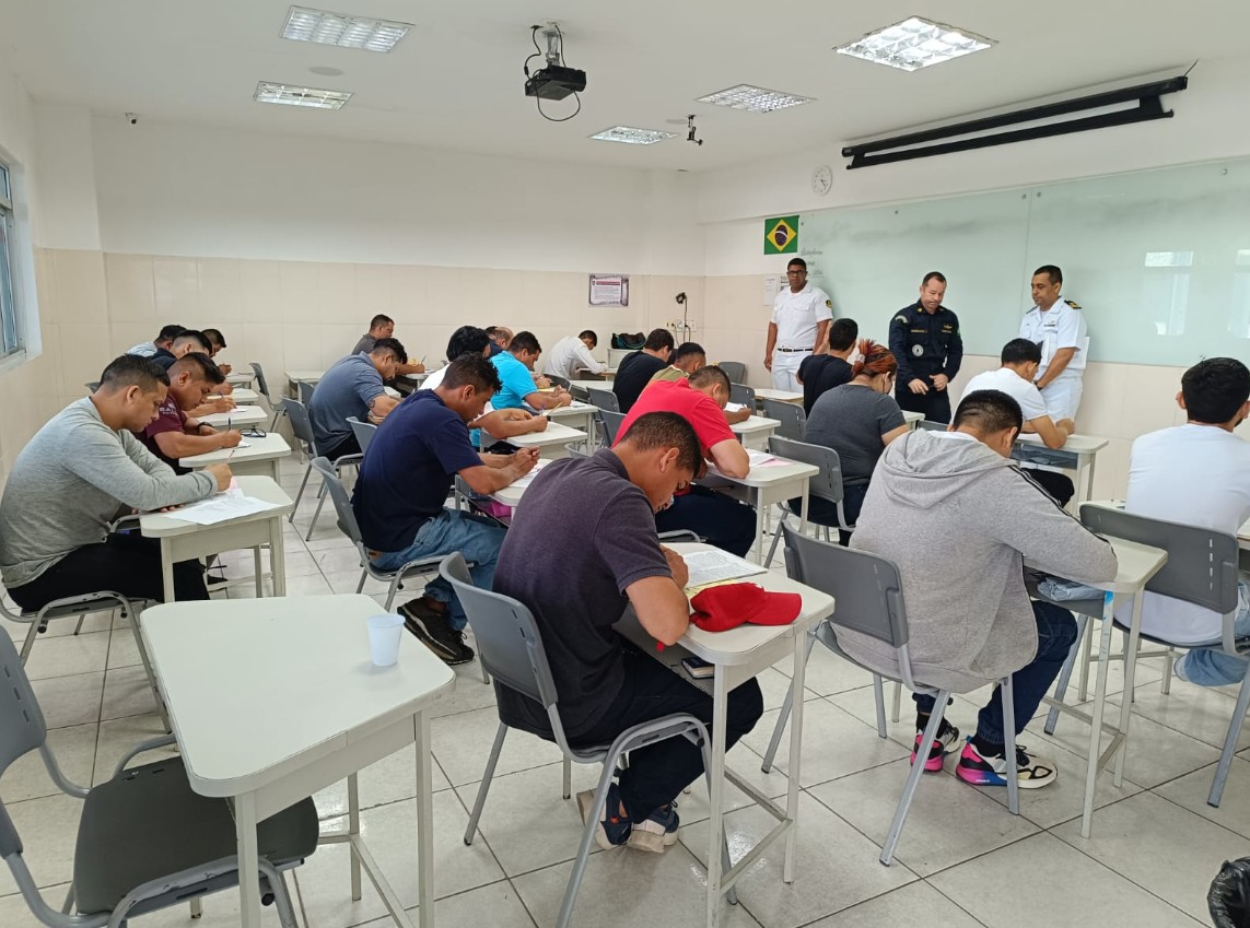 Marinha abre inscrições para 300 vagas em processo seletivo para cursos ...