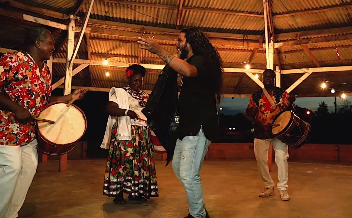 Artista mistura 'pop' e marabaixo em música para homenagear Macapá ...