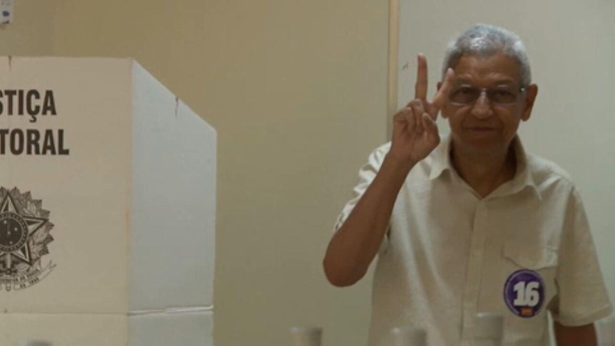 Cyro Garcia vota na Tijuca | Eleições 2024 no Rio de Janeiro | G1