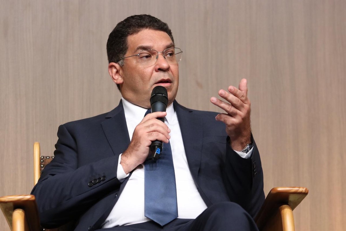 Reforma administrativa tem 'mais consenso' que tributária e pode ser ...