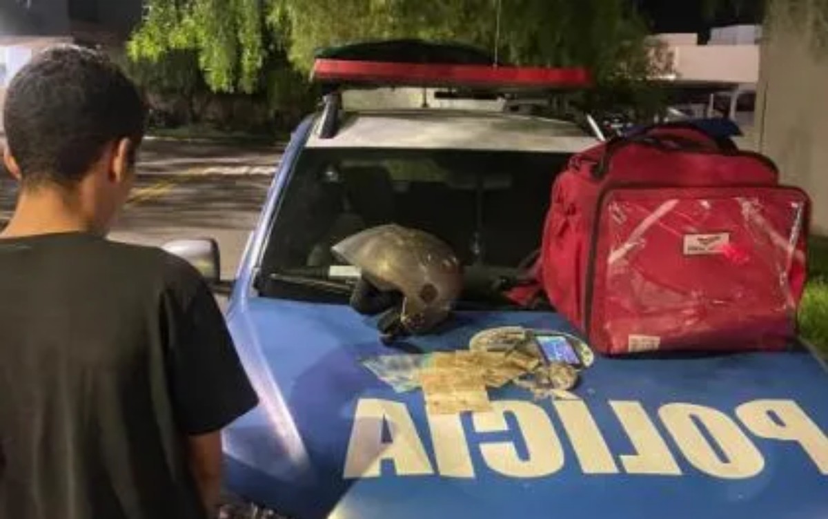 Homem é preso suspeito de se passar por entregador de app para traficar ...