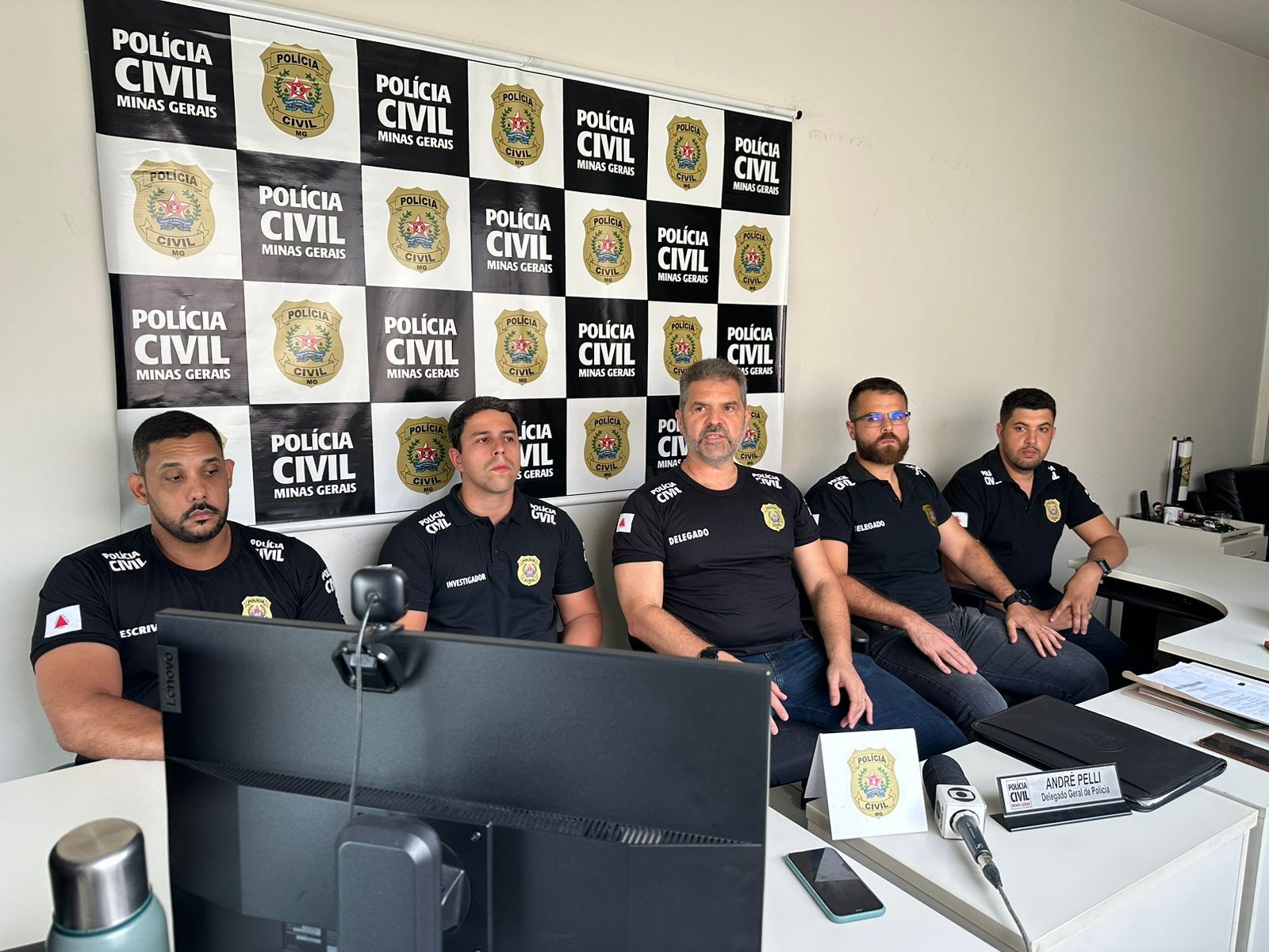 Polícia prende casal suspeito de matar garota de programa em Curvelo ... Polícia prende casal suspeito de matar garota de programa em Curvelo ...