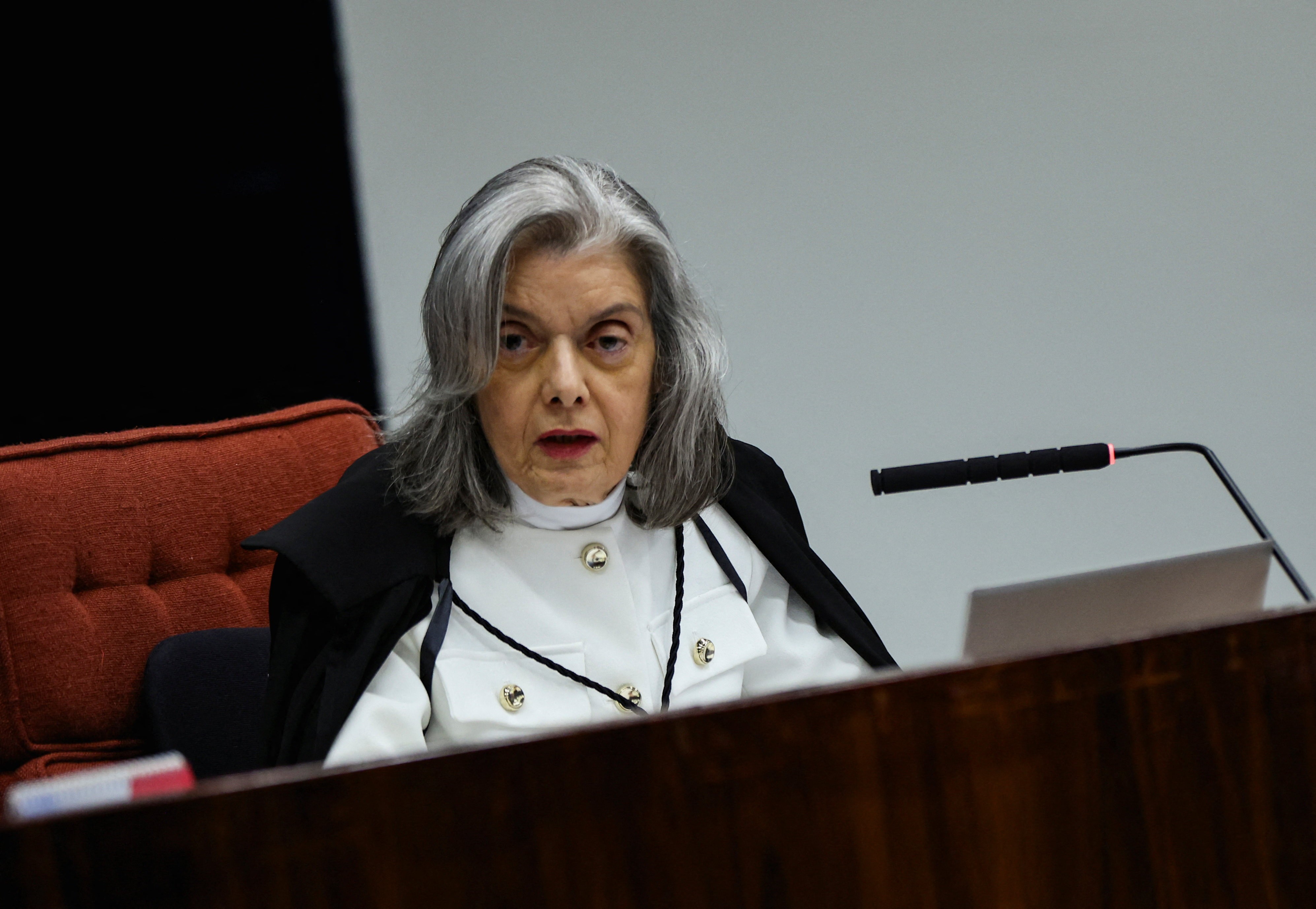 Trama Golpista: 'mal para o bem ainda é ma', Cármen Lúcia cita Victor ...