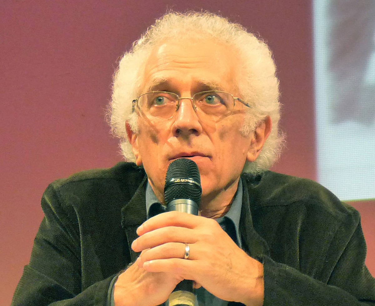 Filósofo búlgaro Tzvetan Todorov morre aos 77 anos | Mundo | G1