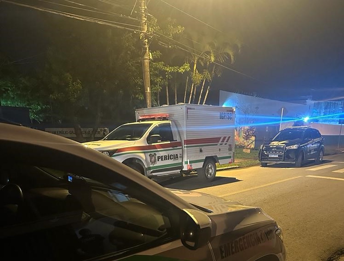 Travesti é Morta Esfaqueada E Vizinho Fica Ferido Em Ataque No Litoral