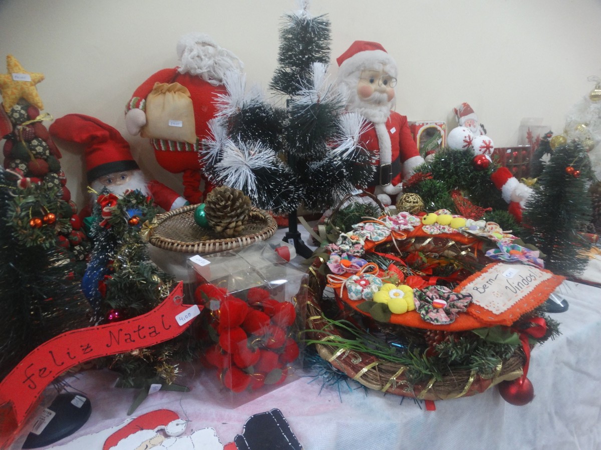 Bazar de Natal com venda de panetones e chocotones ocorre neste domingo ...