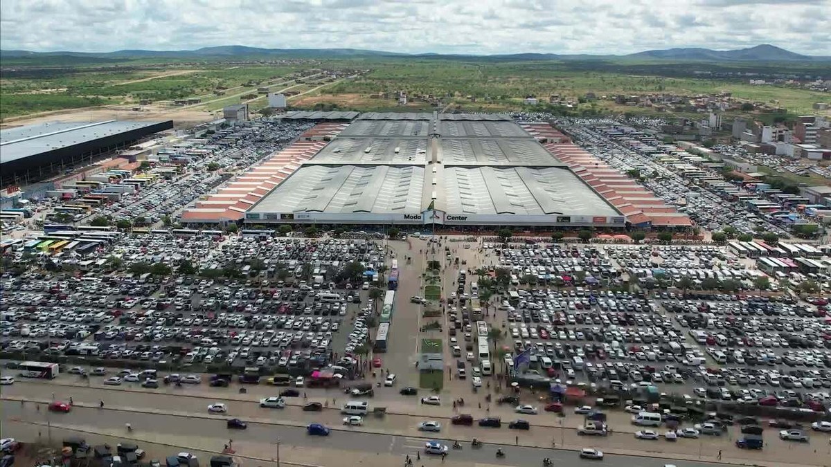 Mais de 100 mil pessoas foram ao Moda Center no fim de semana em Santa ...