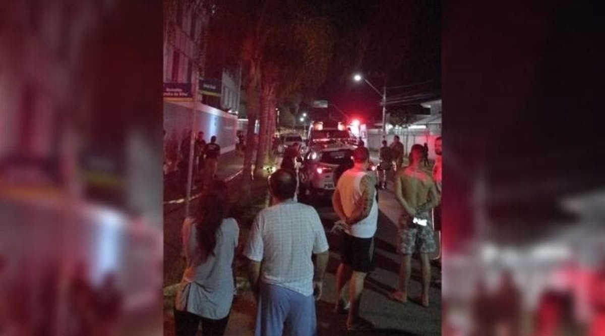 Policial de folga sofre tentativa de assalto, reage e atira 10 vezes contra criminosos em SC ...