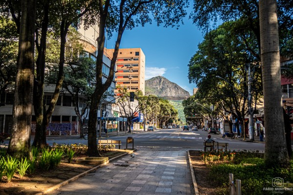 Um passeio pelos 85 anos de história de Governador Valadares | G1