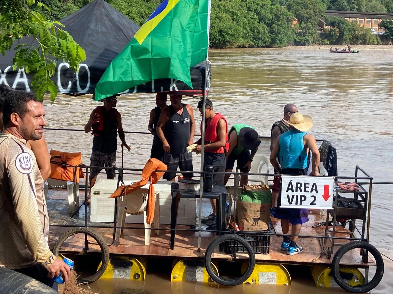 FOTOS: passeio de boia reúne visitantes no Rio Piracicaba: 'Maior ...