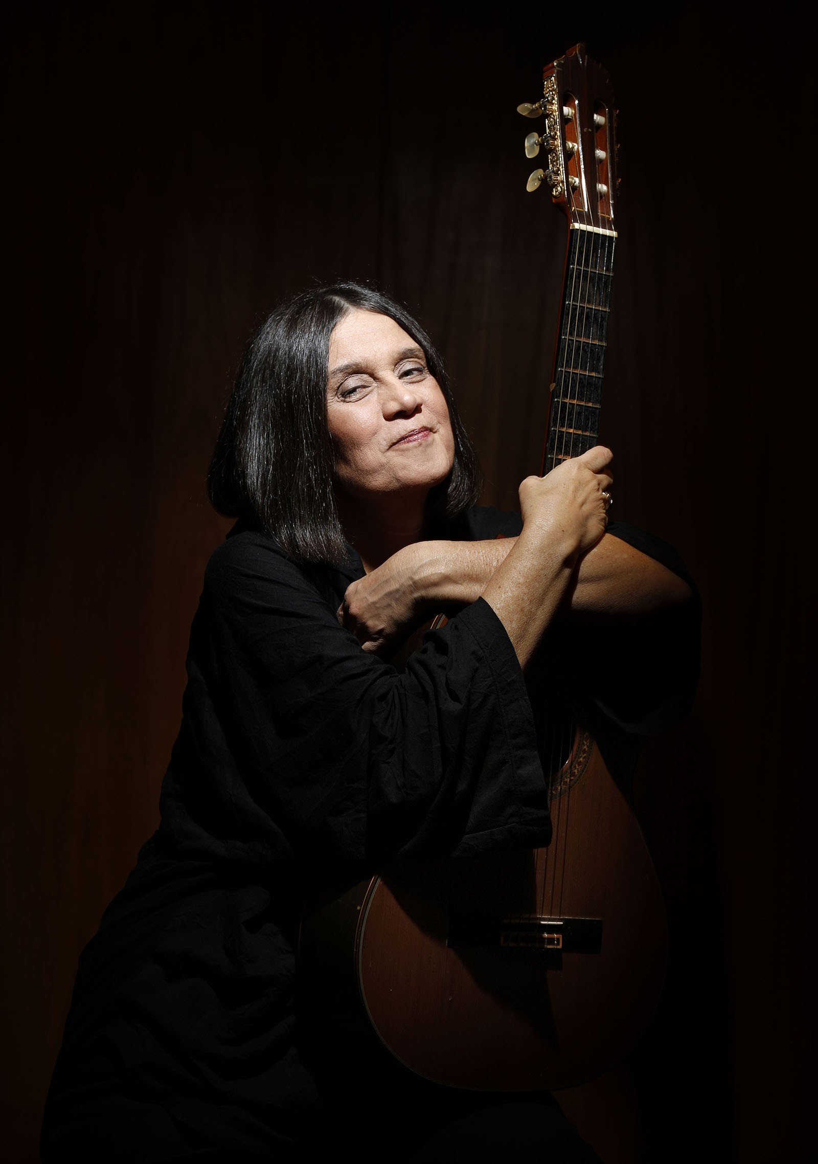 Álbum de Joyce Moreno com arranjos do maestro alemão Claus Ogerman ...