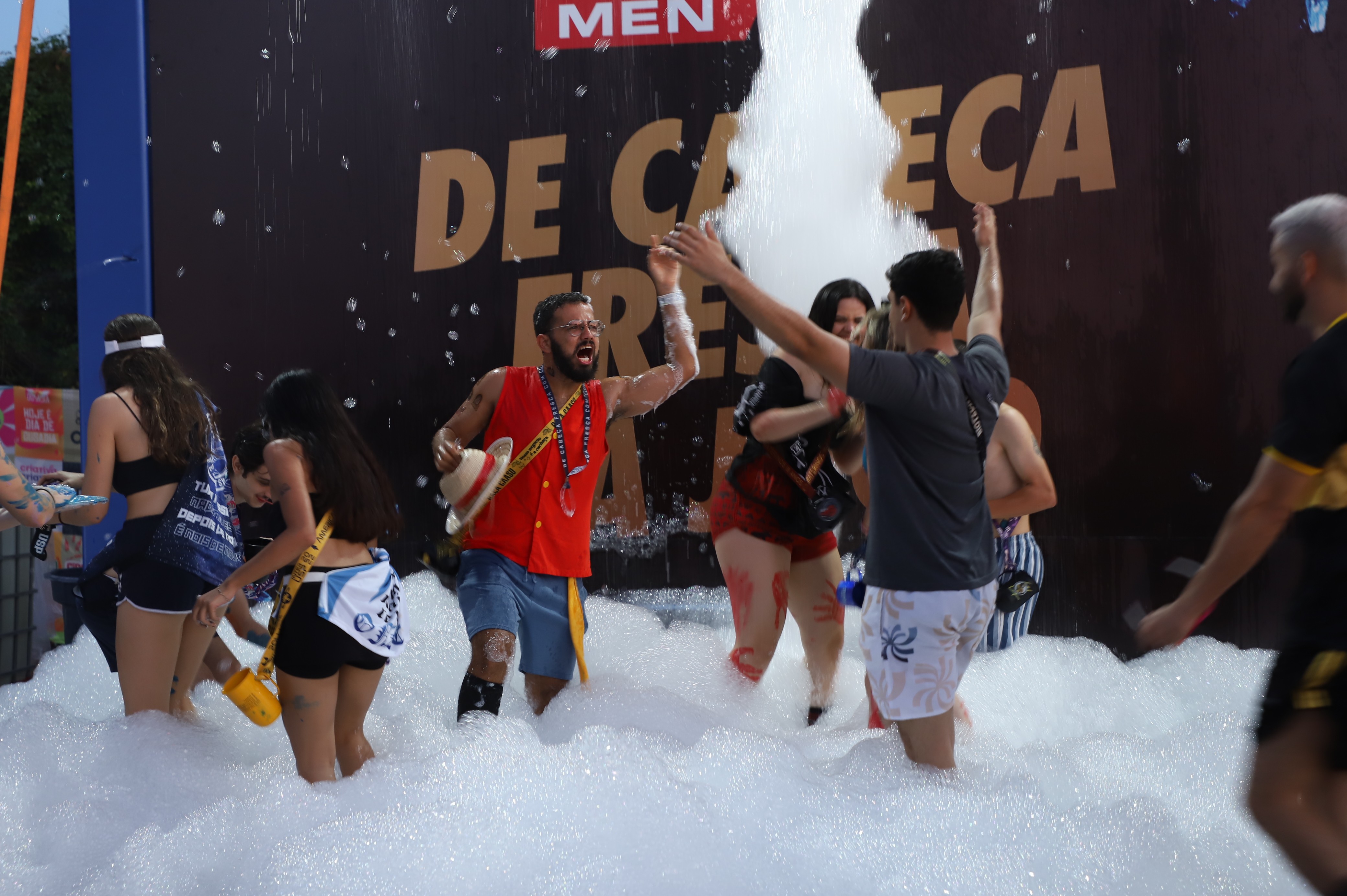 Tusca 2023: veja fotos do Corso no 1º dia de festas nesta quinta | G1