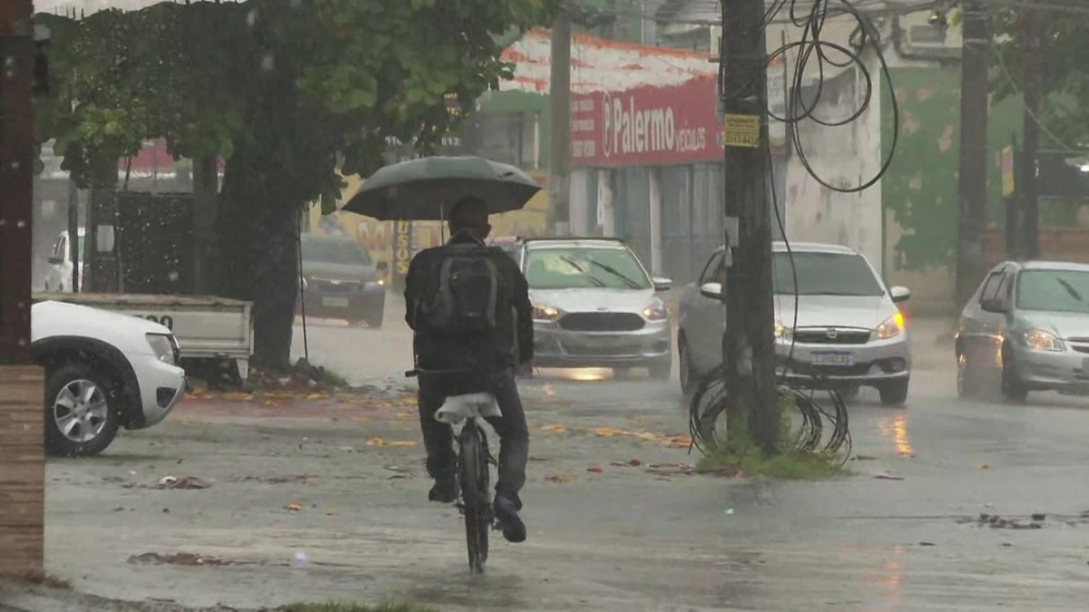 Chuva deixa o Rio em estágio de atenção | Rio de Janeiro | G1