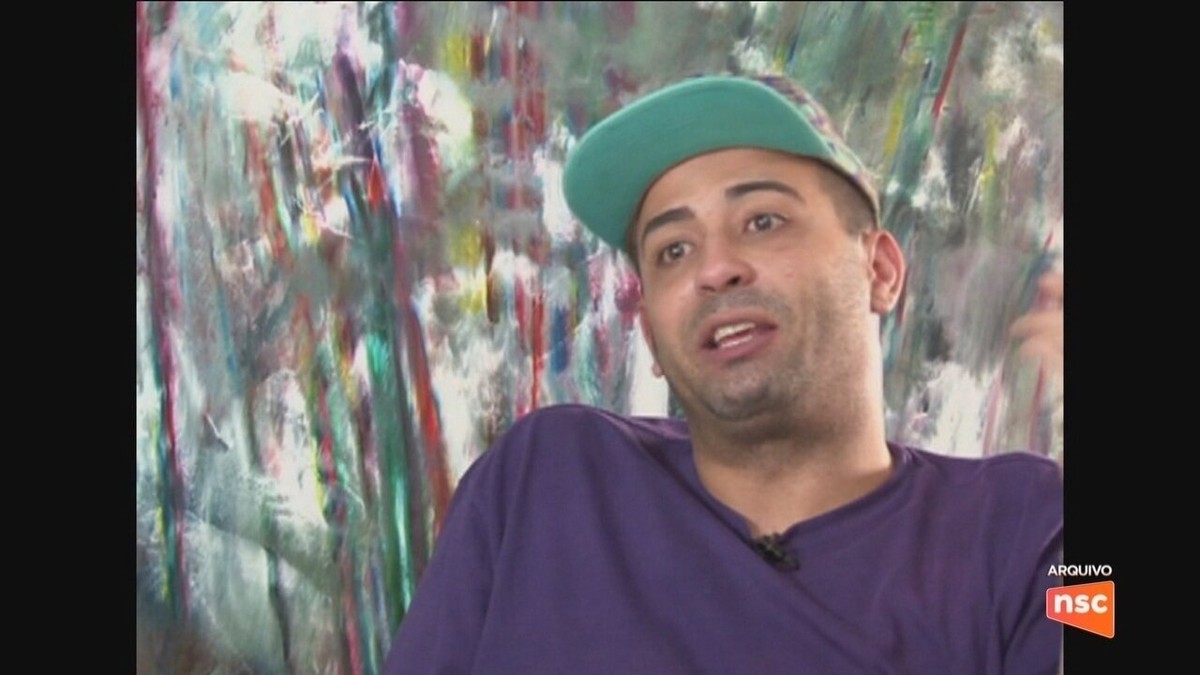 Rapper é encontrado morto com marcas de tiros dentro de apartamento em ...