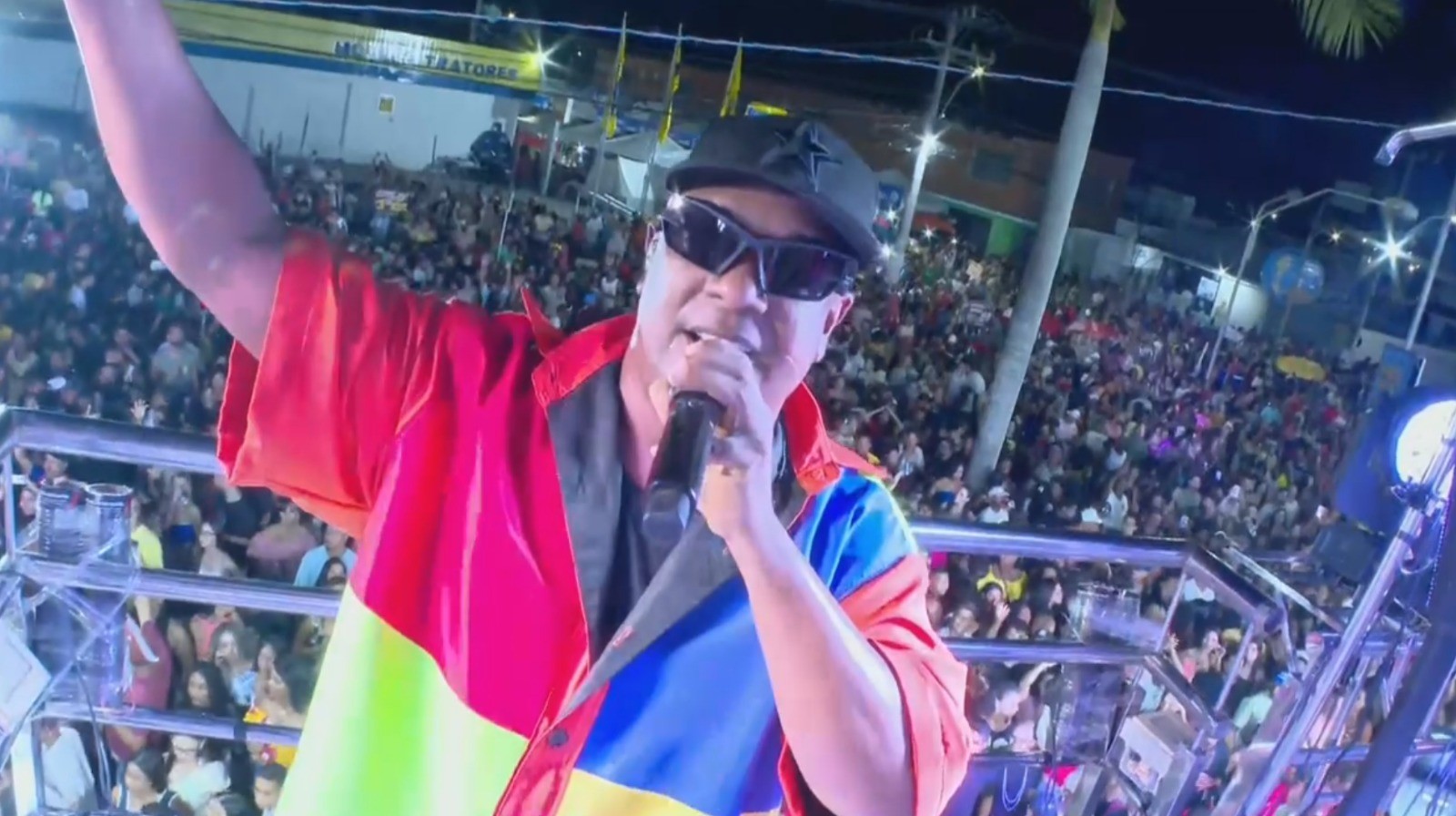 FOTOS: veja imagens do primeiro dia oficial da Micareta de Feira | G1