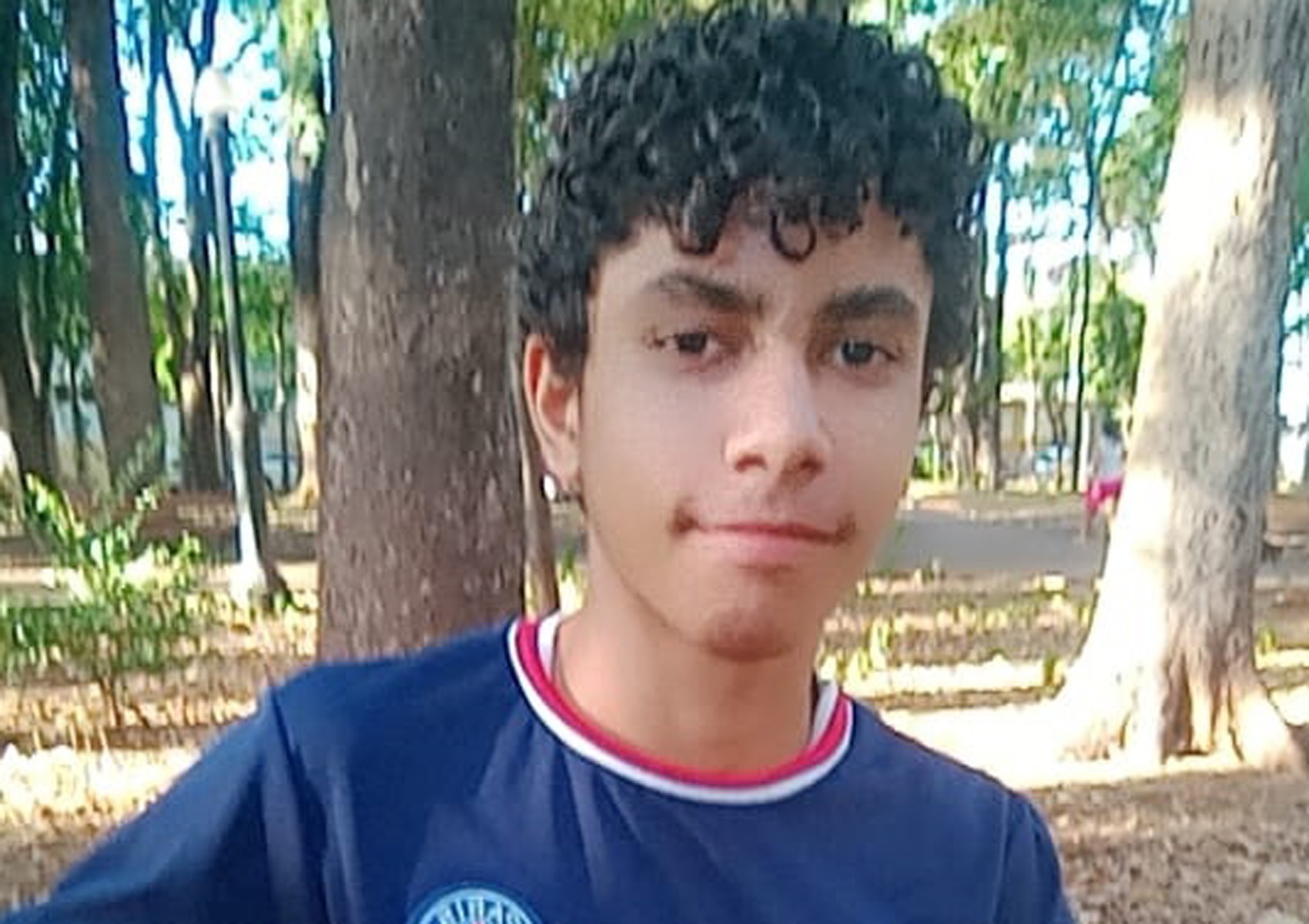 Polícia investiga sumiço de adolescente por causa de celular | G1