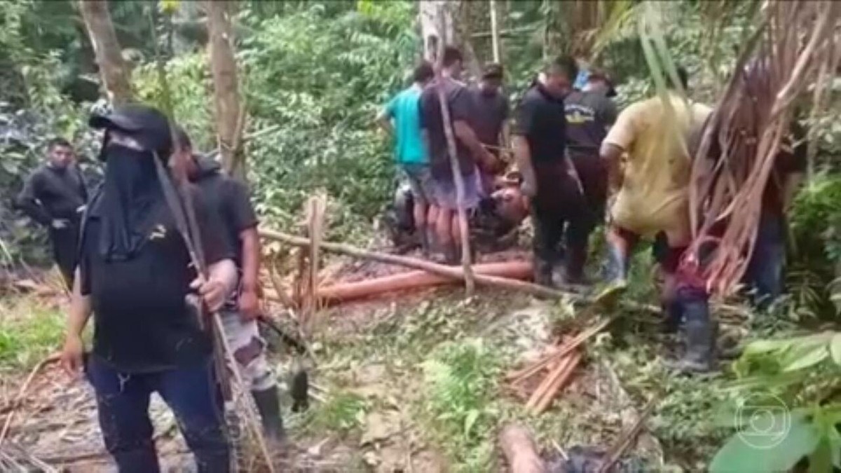 Garimpeiros expulsos das Terras Yanomamis agora tentam invadir área de ...