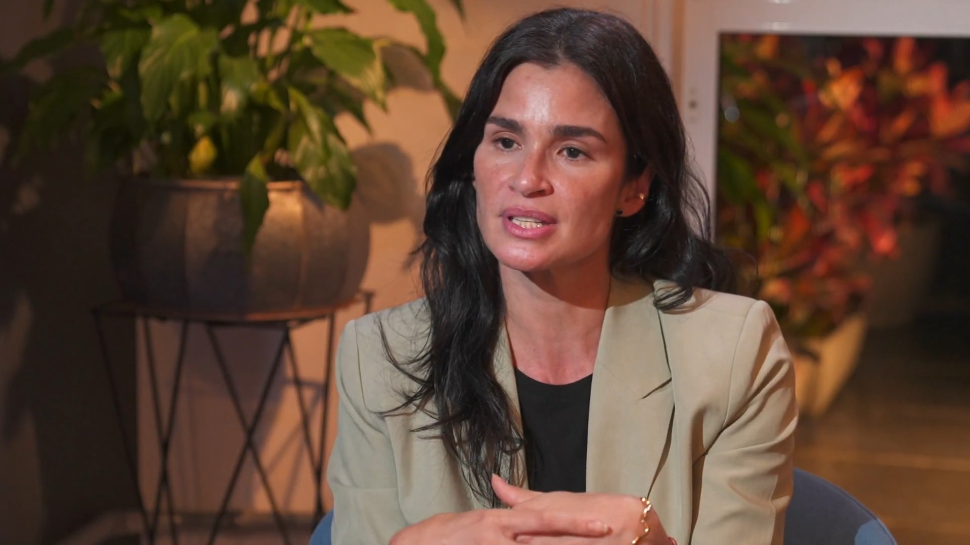 'Parem para se escutar', diz modelo Carol Ribeiro após revelar ...