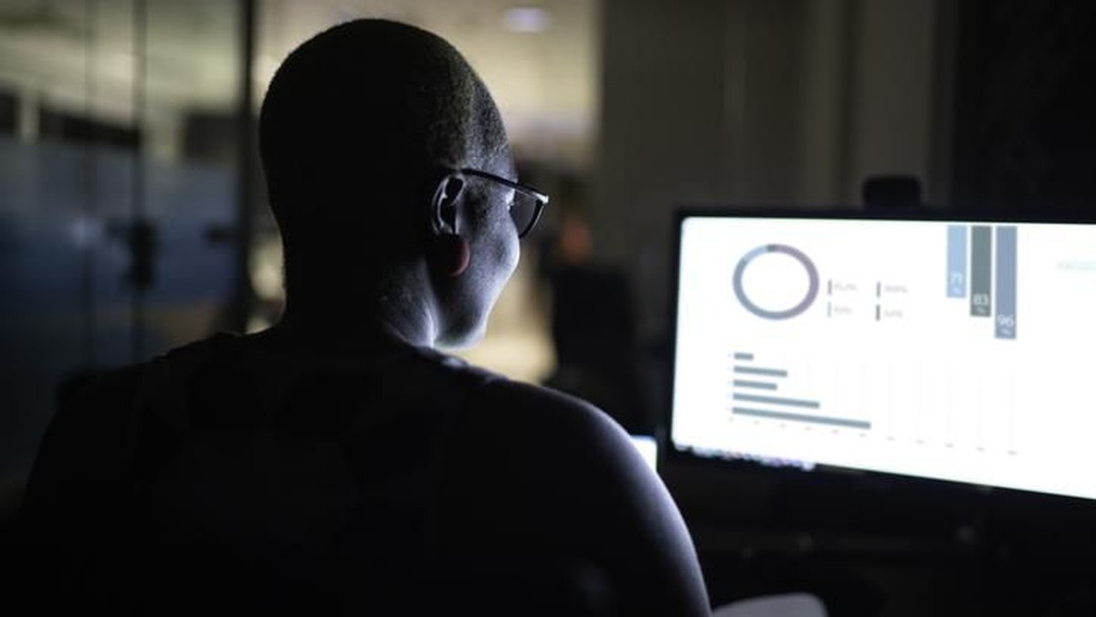 Layoffs em tecnologia: por que funcionários negros têm sido os mais ...