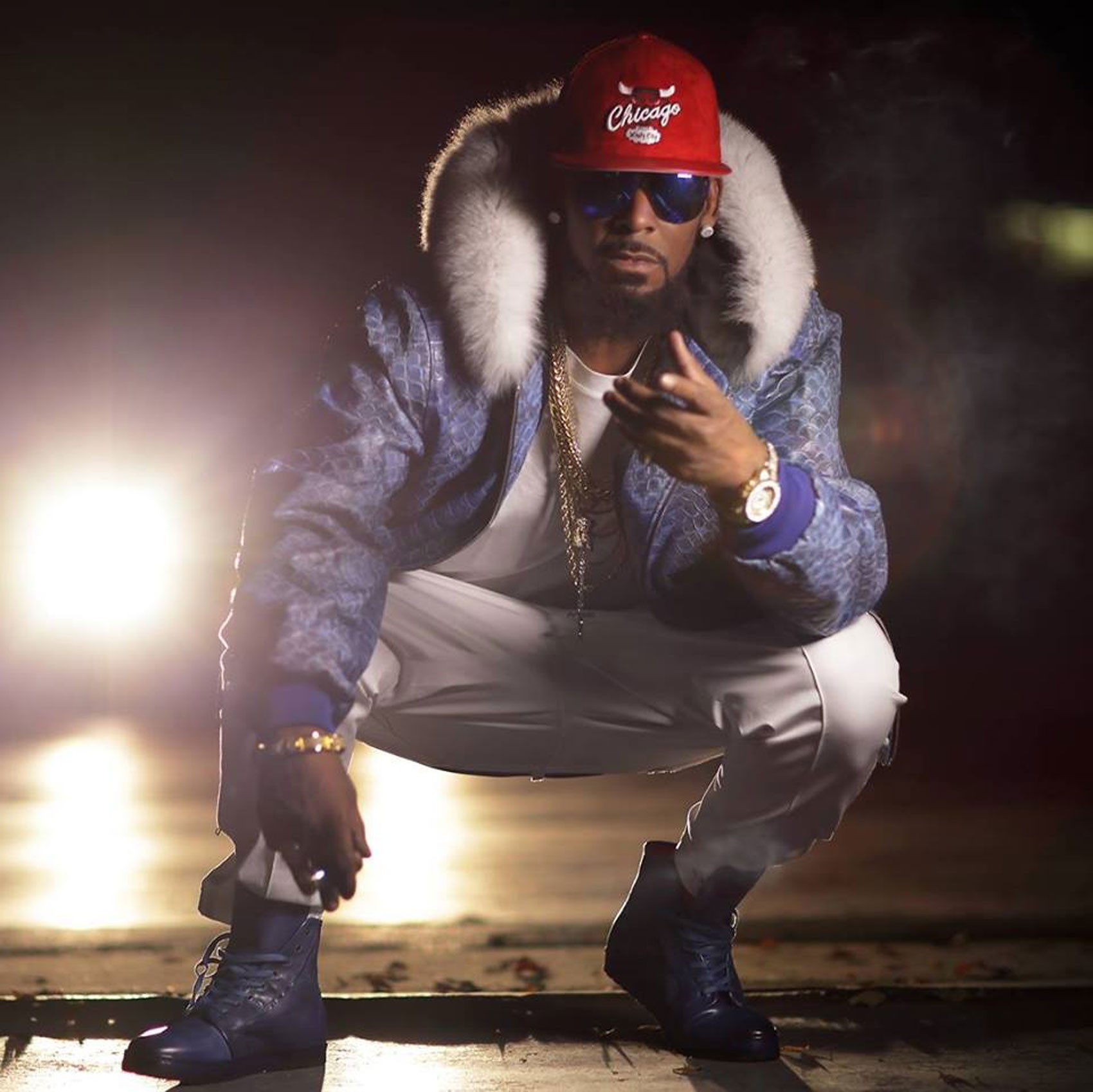 Quem é R. Kelly e como funcionava o esquema de tráfico sexual pelo qual ...