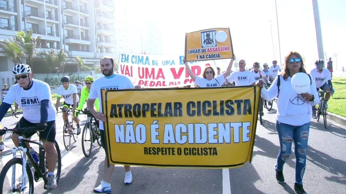 Ciclistas Protestam Contra Morte De Empresário Atropelado E Pedem Paz