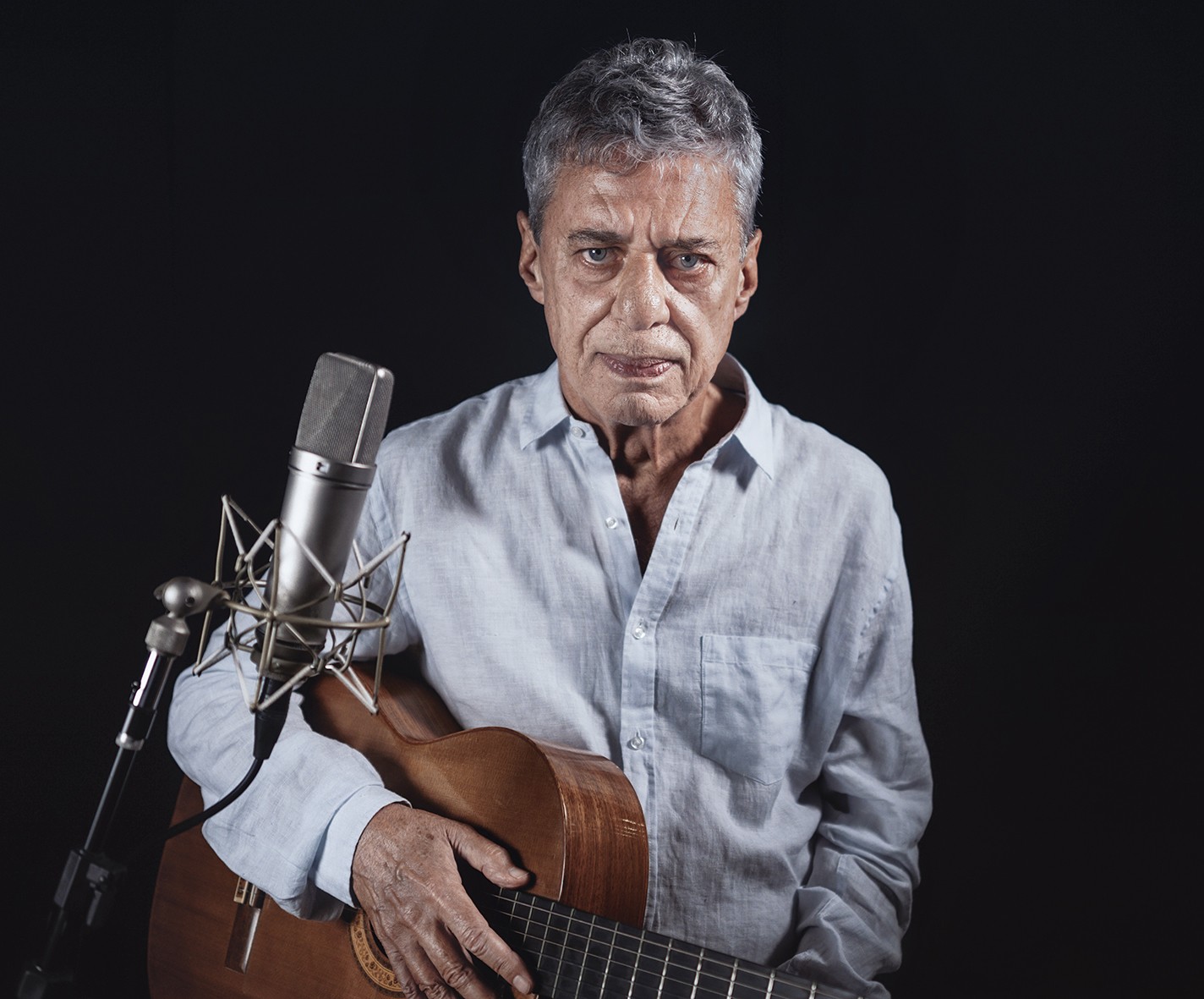 CHICO BUARQUE 80 ANOS – Eis 80 grandes canções em que o compositor ...