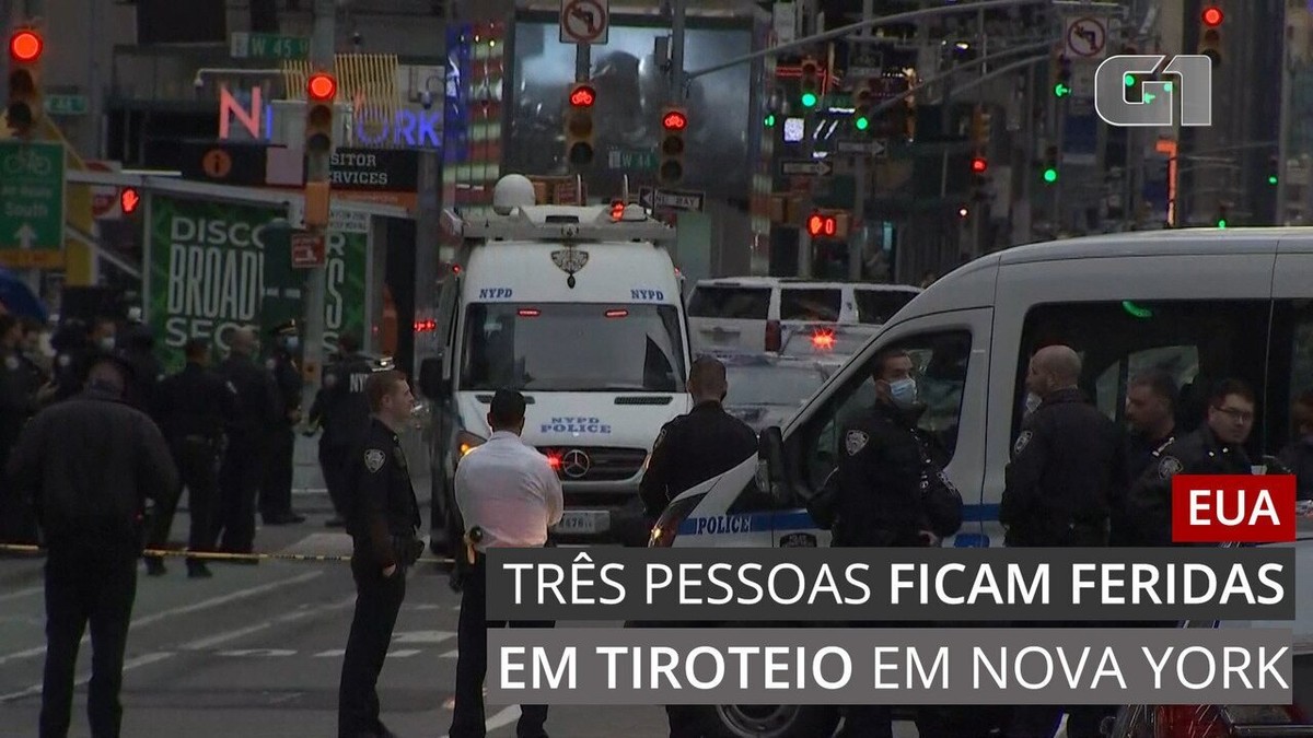 Três pessoas ficam feridas em tiroteio na Times Square, em Nova York ...
