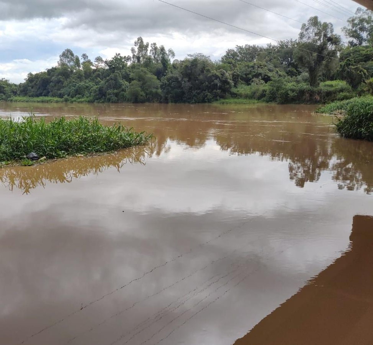 Polícia encontra corpo no Rio Paraíba em Pindamonhangaba, SP | Vale do ...