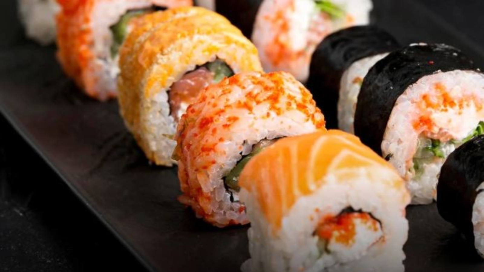 Setor de sushis em padaria é interditado por irregularidades no Ceará | G1