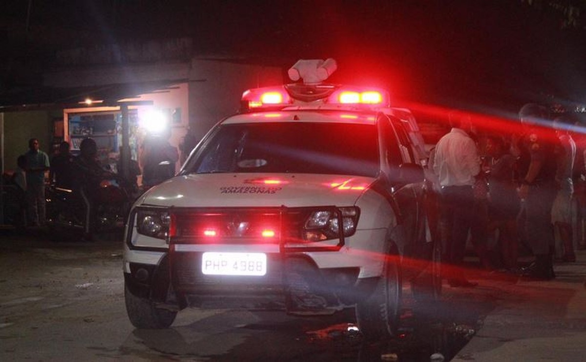 Homem Morre Após Ser Perseguido E Baleado Em Beco Na Zona Leste De