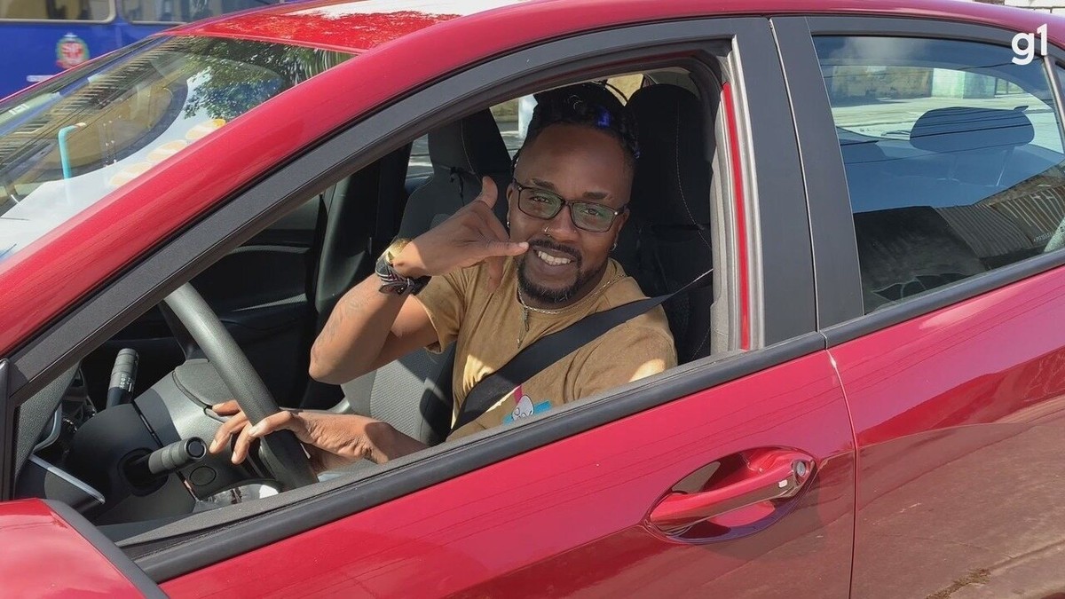 'Rapper Uber' sonha viver da música enquanto percorre as ruas do ...