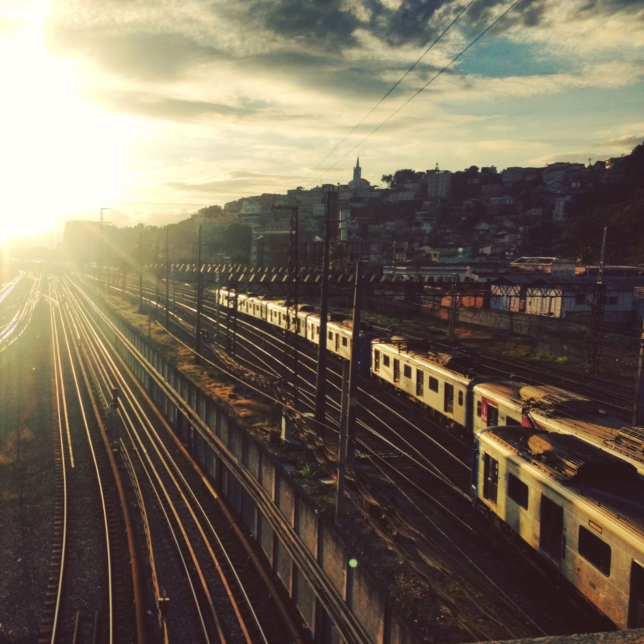 Transporte mais caro no Rio: trens, ônibus, BRT, VTL, vans e táxis ...