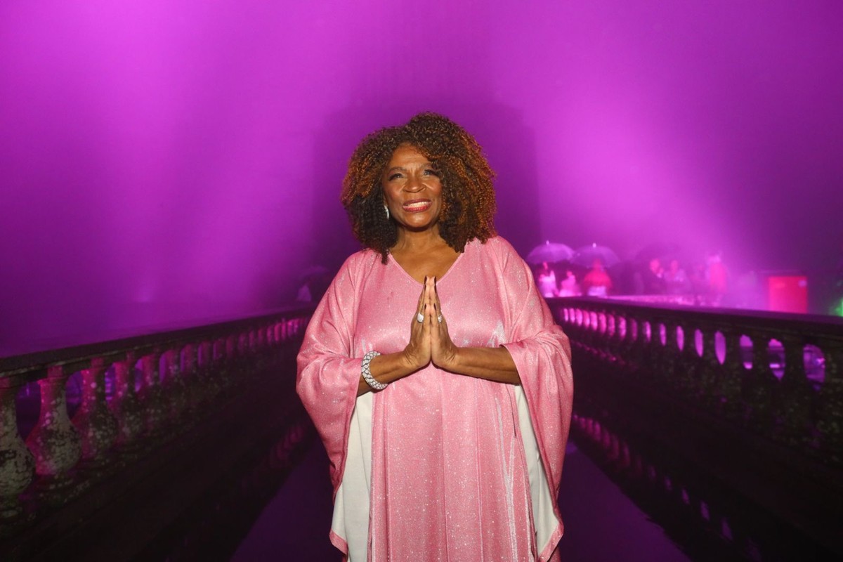 Zezé Motta chega aos 80 anos mais conhecida e festejada como atriz e ...