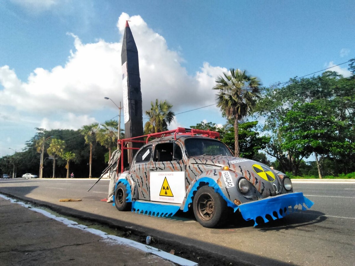 Fusca decorado faz referência a Trump e Kim Jong-un no Corso de ...
