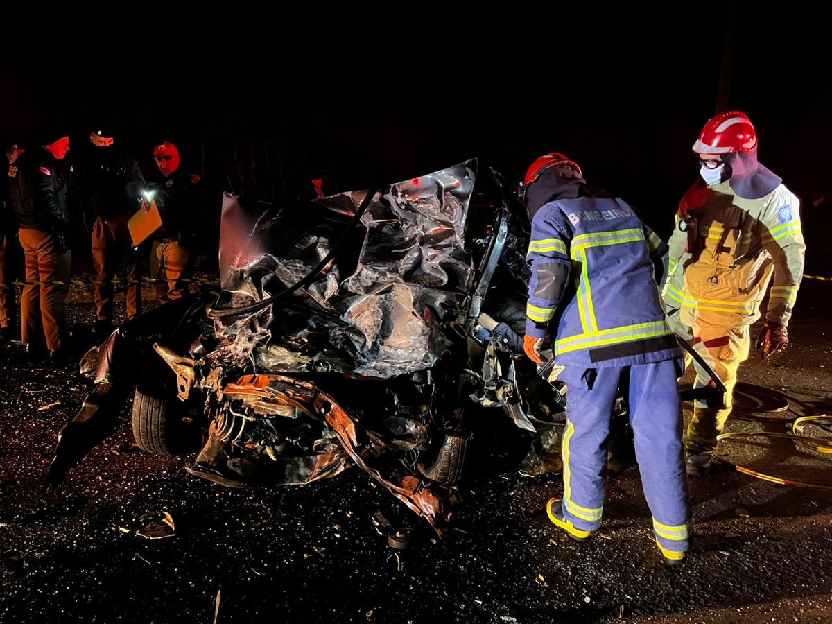 Adolescente De 14 Anos Morre Após Bater Carro Que Dirigia No Paraná