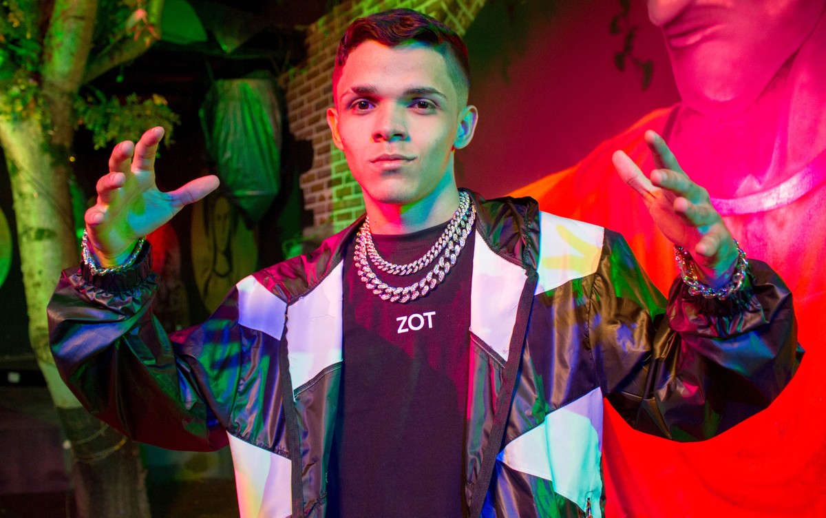 MC Niack é o artista que ficou mais tempo no topo do streaming no ...