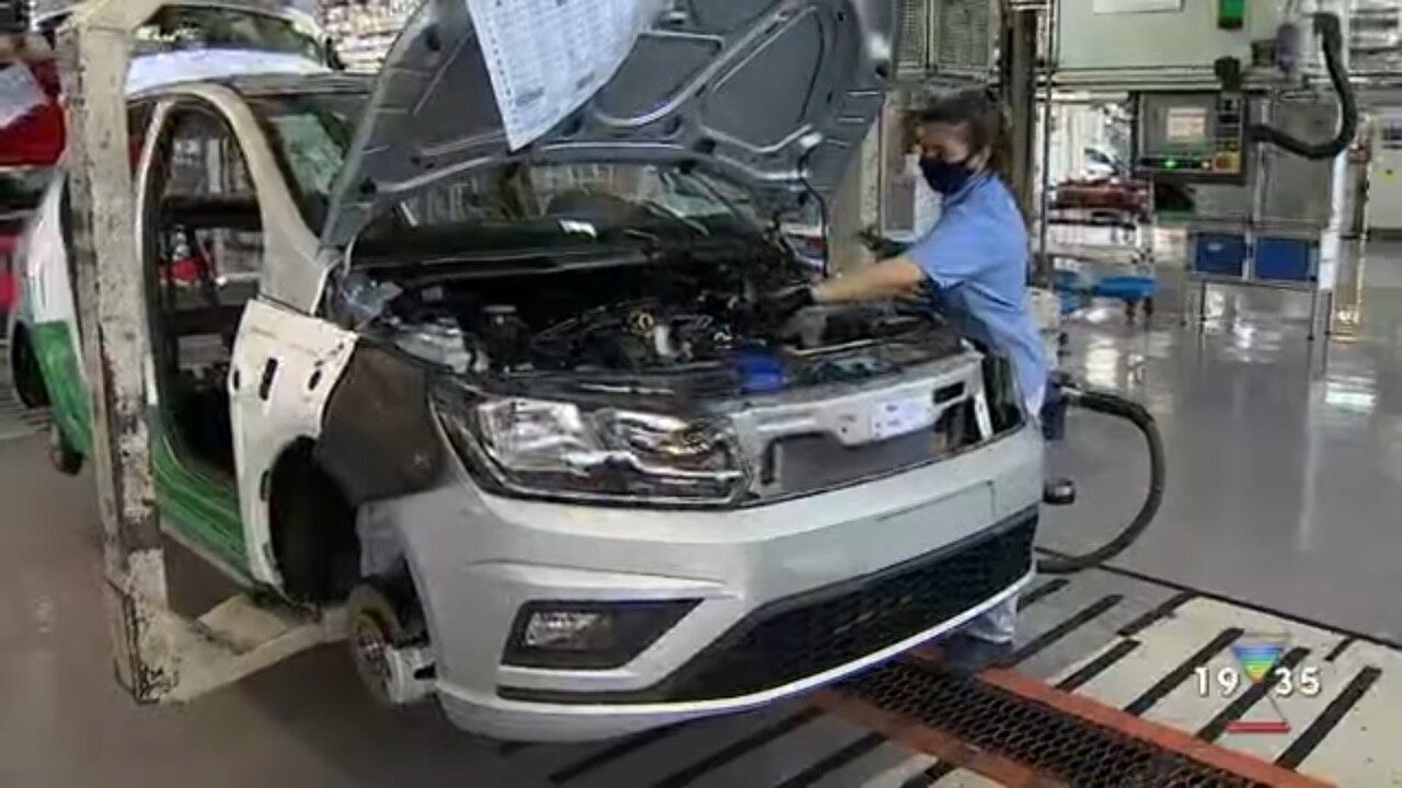 Volkswagen inicia férias coletivas para trabalhadores de três fábricas ...