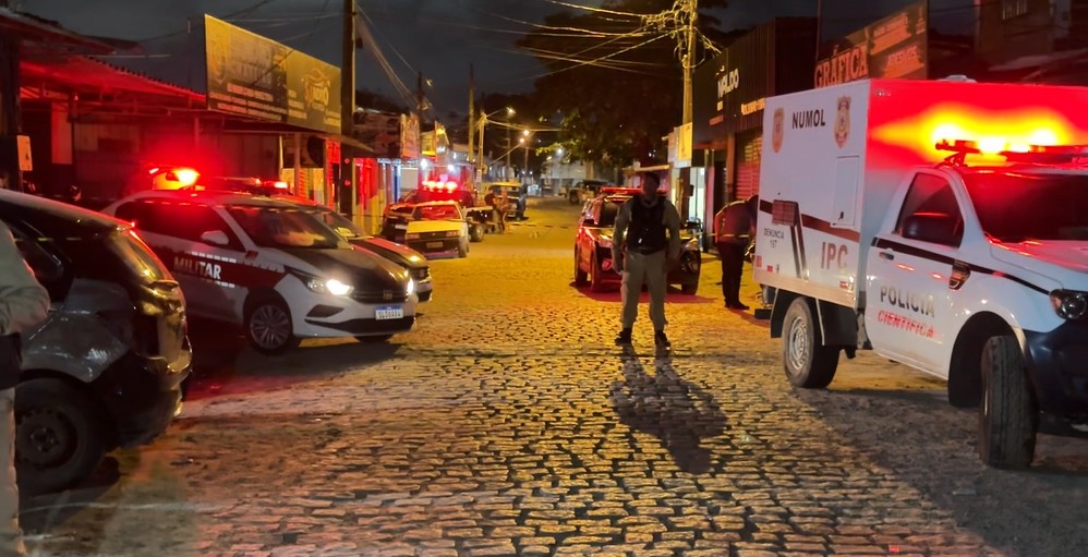 Homem é morto e irmão baleado durante tentativa de assalto à oficina