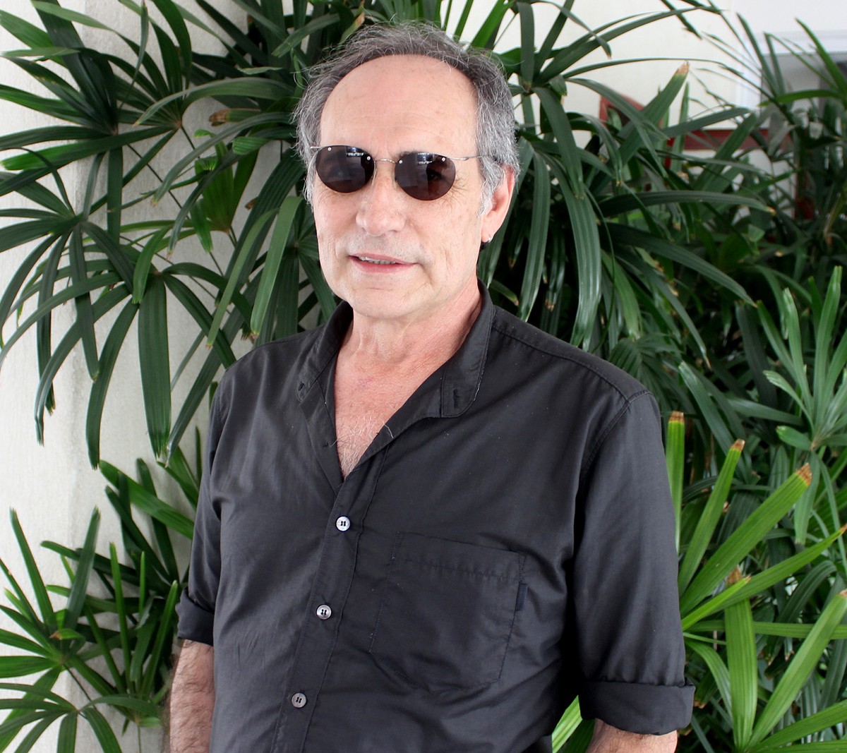 Gerson Conrad, ex-Secos & Molhados, volta ao disco com EP 'O fio do meu ...