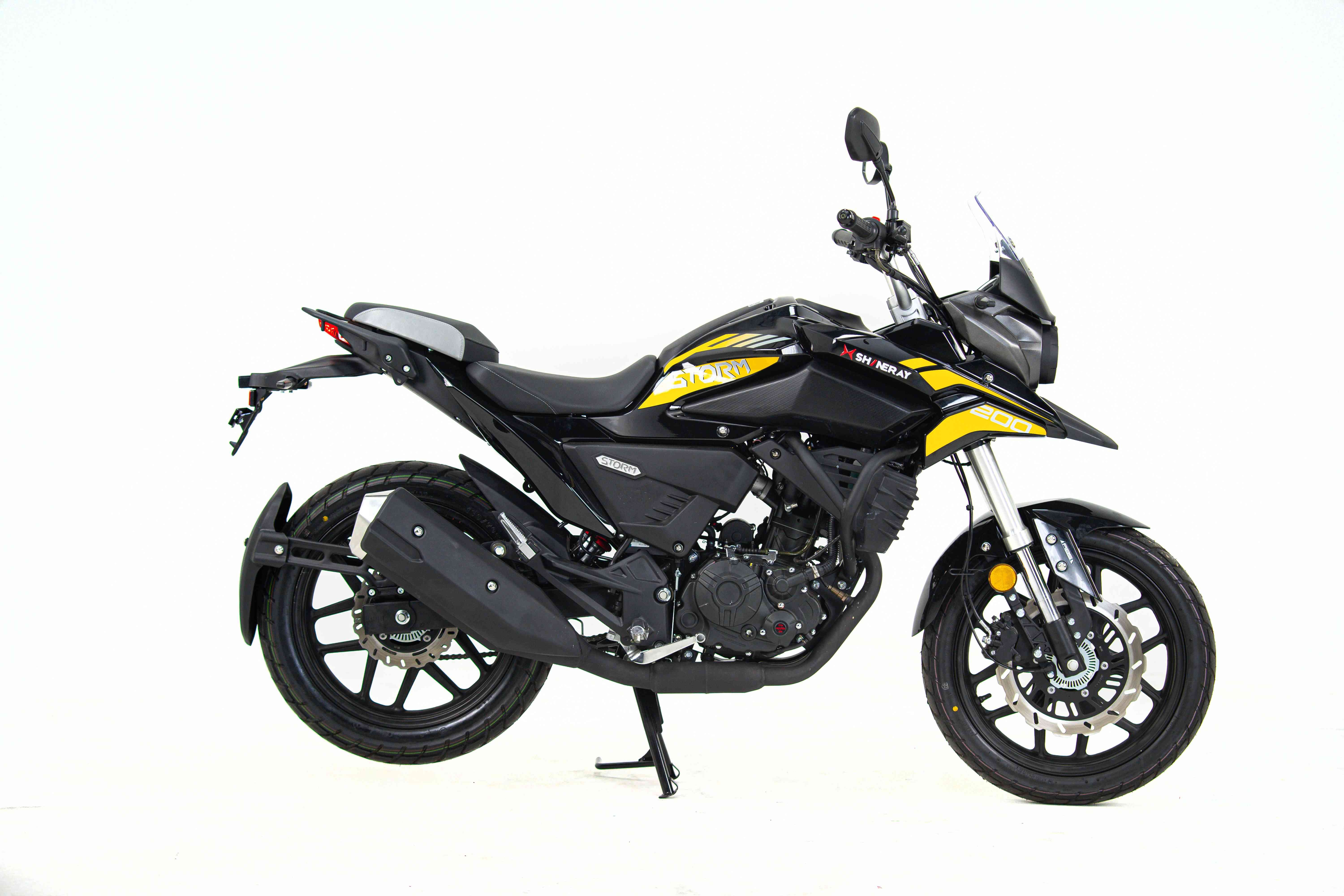 Shineray Storm 200 chega por R$ 18.990 para roubar vendas da Honda Bros ...