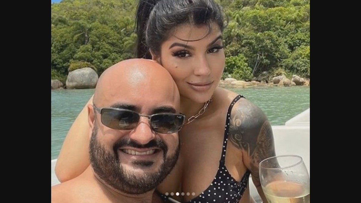 Modelo que confessou ter matado o noivo em motel é indiciada por roubo e posse de drogas, em ...