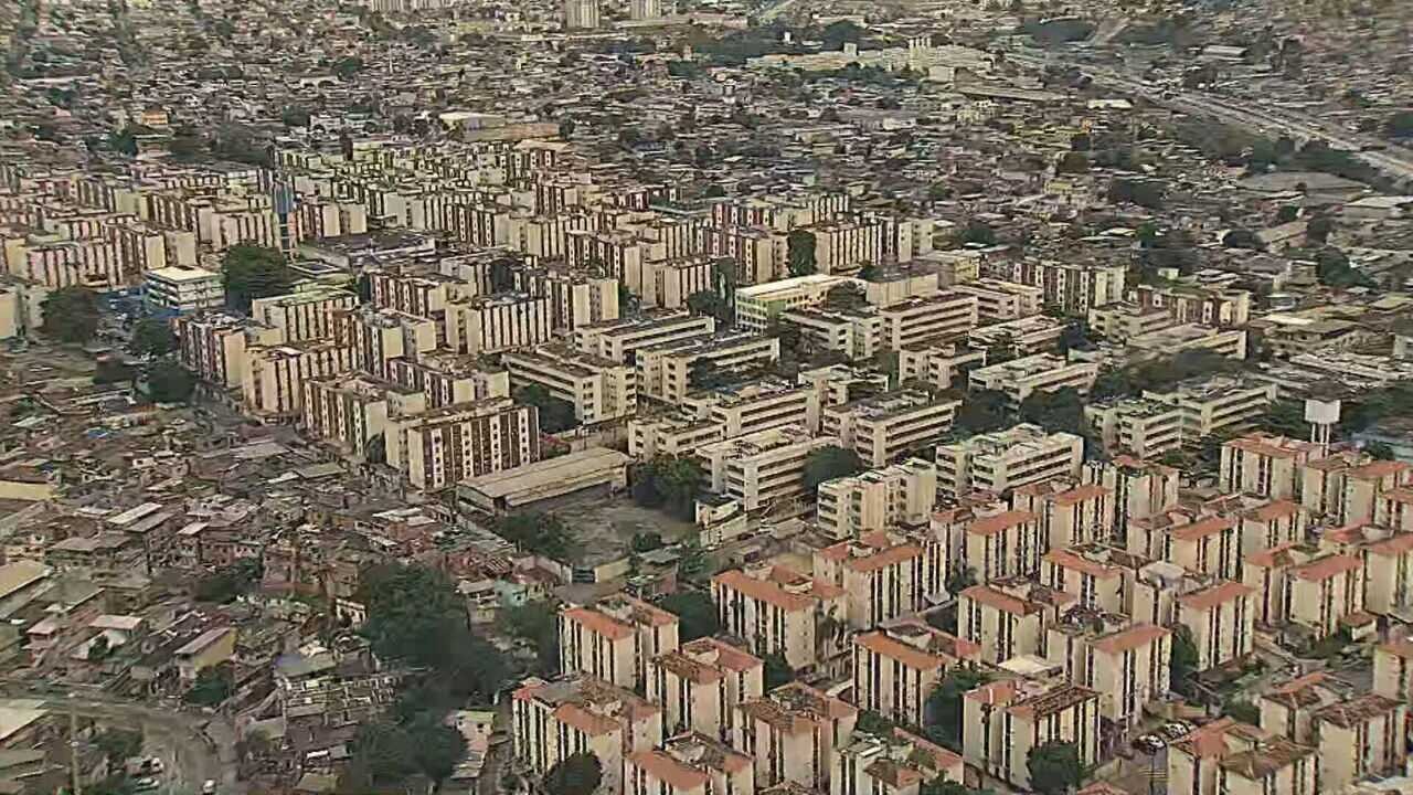 Após denúncias de fechamento de igrejas no Complexo de Israel, PM faz ...