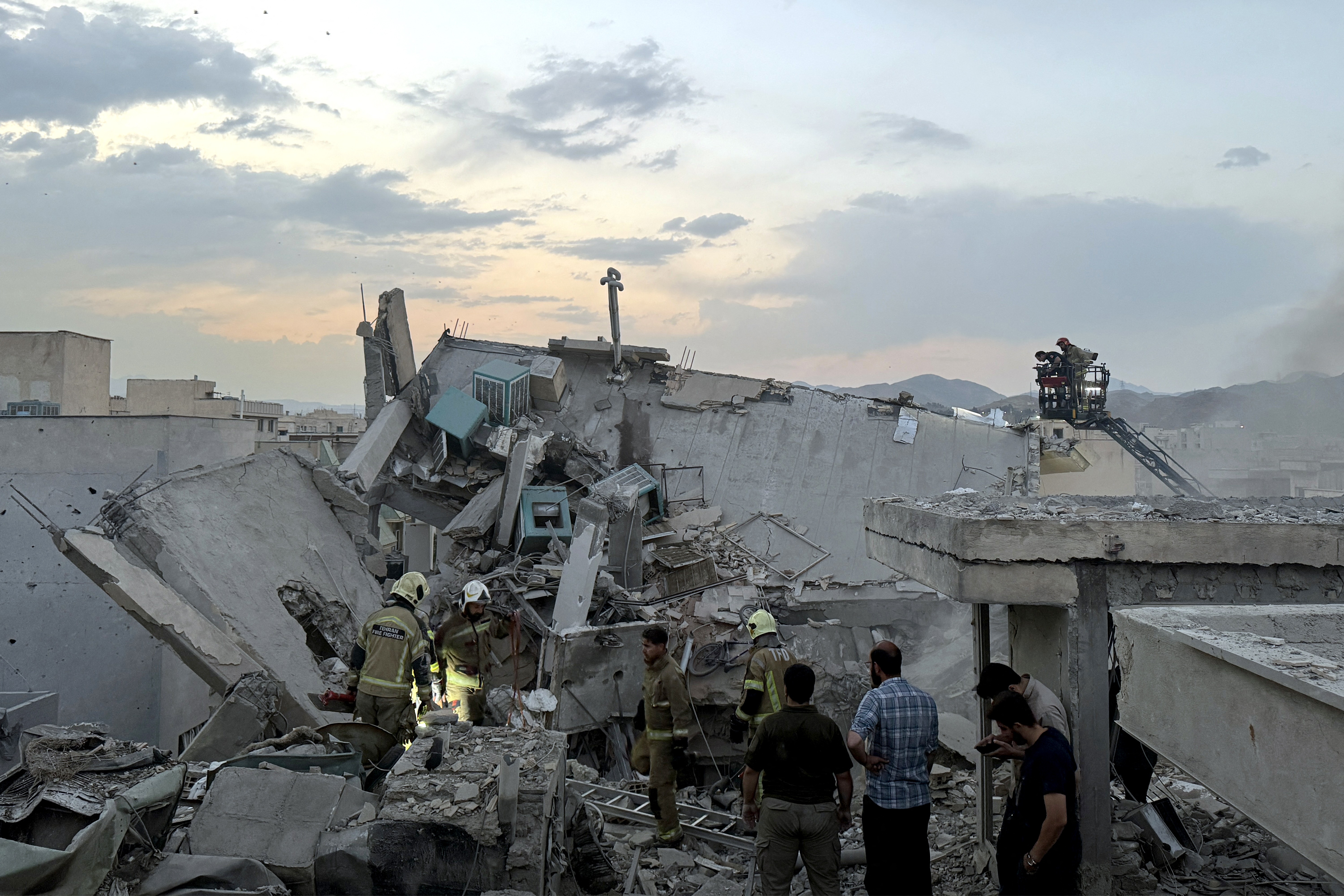 'Guerra de risco para os dois': por que conflito entre Israel e Irã tem ...