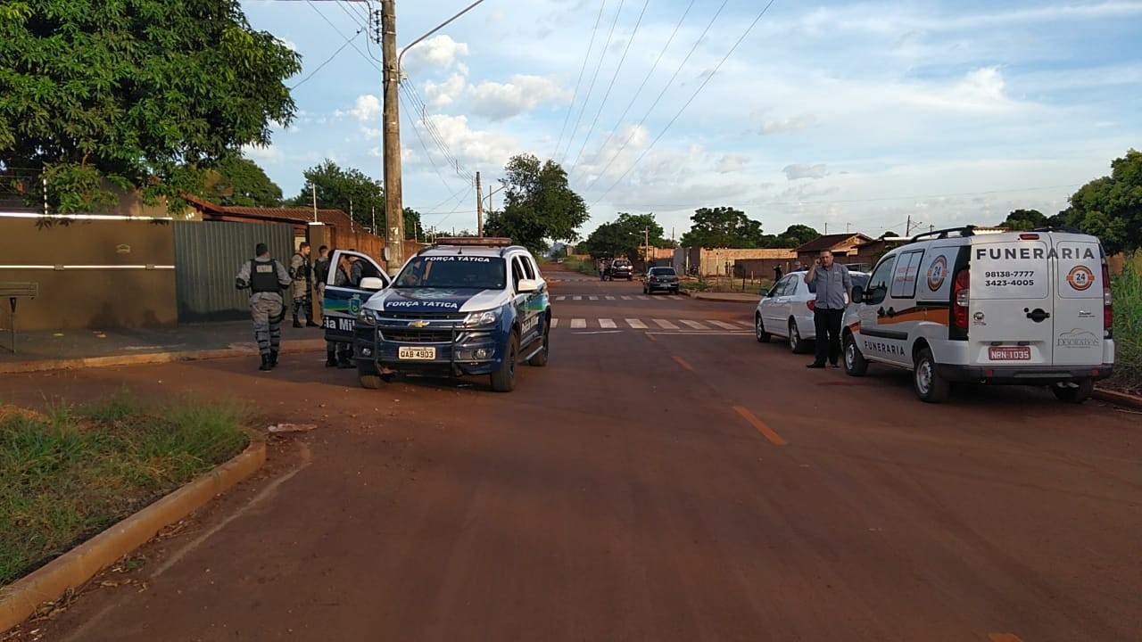 Três bandidos morrem e um é preso em confronto pouco antes de renderem ...